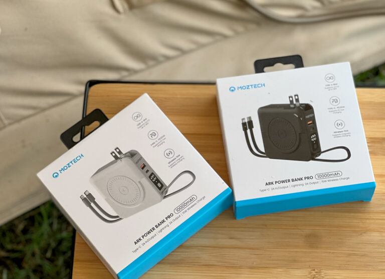 好物推薦 MOZTECH 萬能充 Pro 多功能五合一行動電源！一次充五台太威啦~自帶線+無線充+隱藏手機支架！台灣品牌 - 花露露 の花花世界